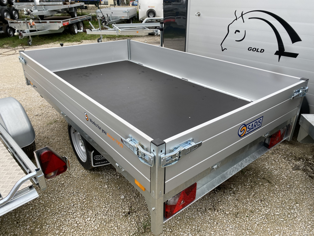 Plateau ridelles Saris 256 150 1500 1 – Remorques du Dauphine